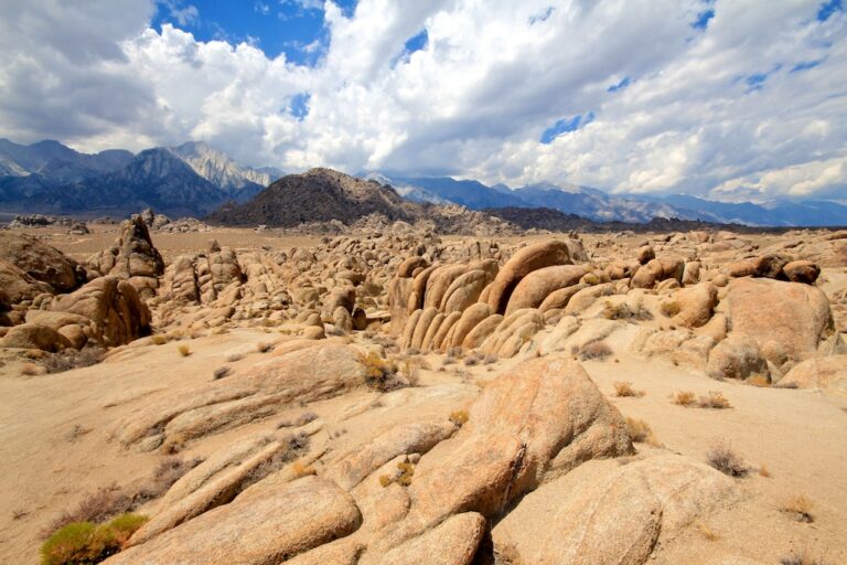 Alabama Hills: Movie Locations, Arches & Photography - California ...