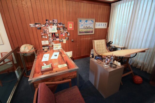 Charles M. Shultz Peanuts Museum in Santa Rosa - California Through My Lens