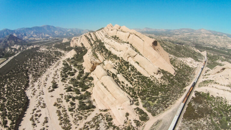 Los Angeles to Las Vegas Road Trip Guide (25+ Stops on the Drive ...