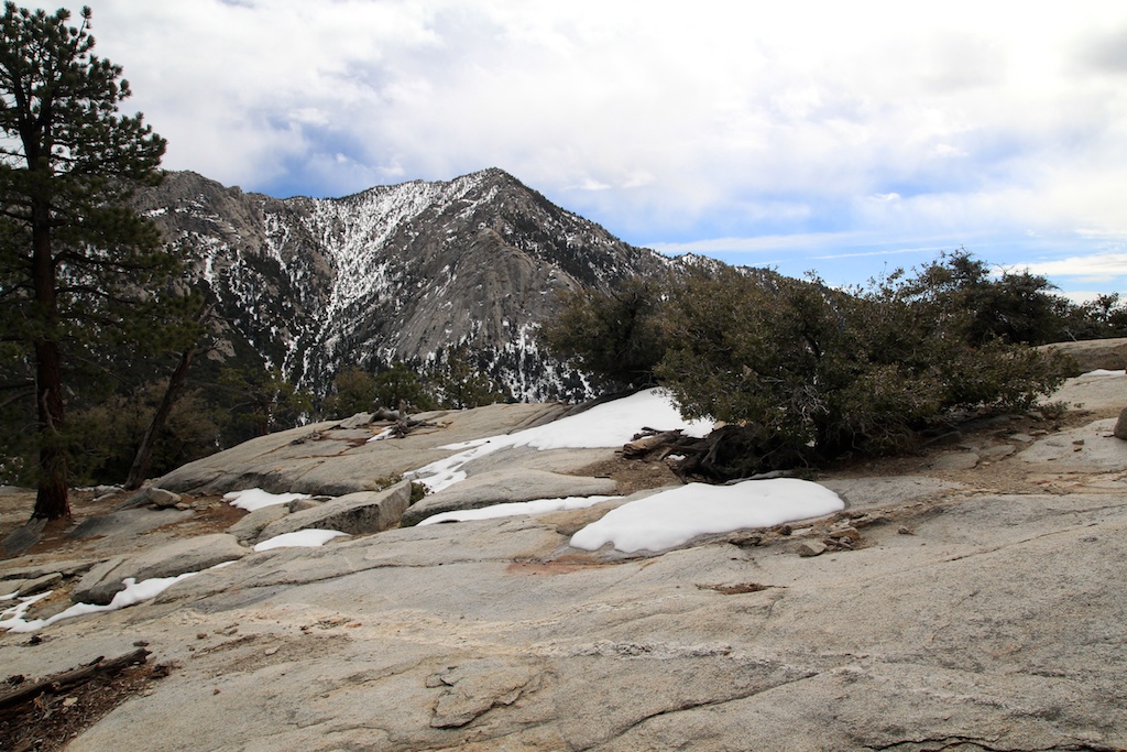 Hiking Suicide Rock in Idyllwild - California Through My Lens