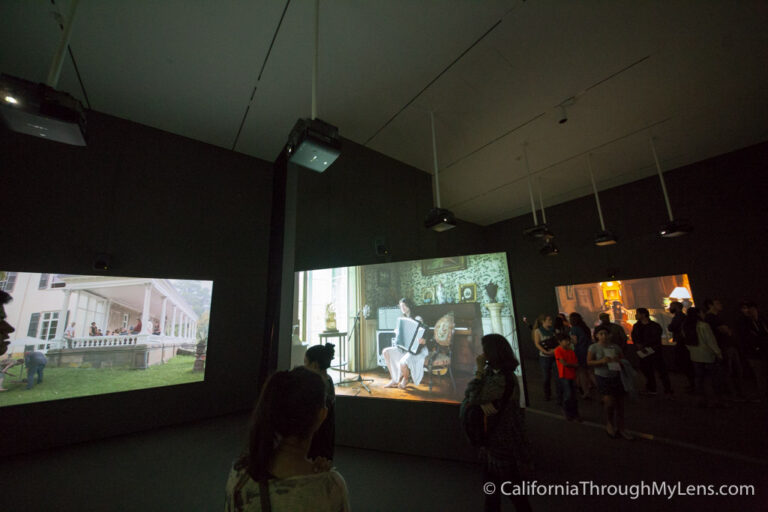 The Broad Museum in Downtown Los Angeles: Breathtaking Installations ...