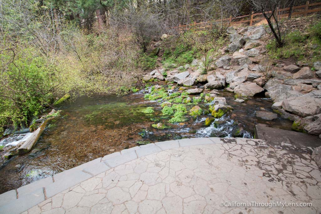 Headwaters of the Sacramento River in Mt Shasta City Park - California ...