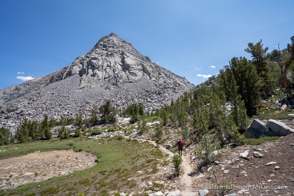 Little Lakes Valley Trail: Hiking to 8 Lakes Near Rock Creek ...