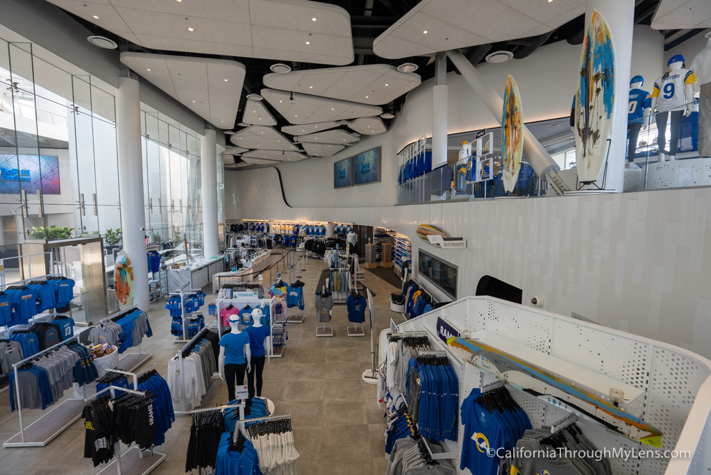 Sofi Stadium Tour: Exploring the Rams & Chargers New Football Stadium ...