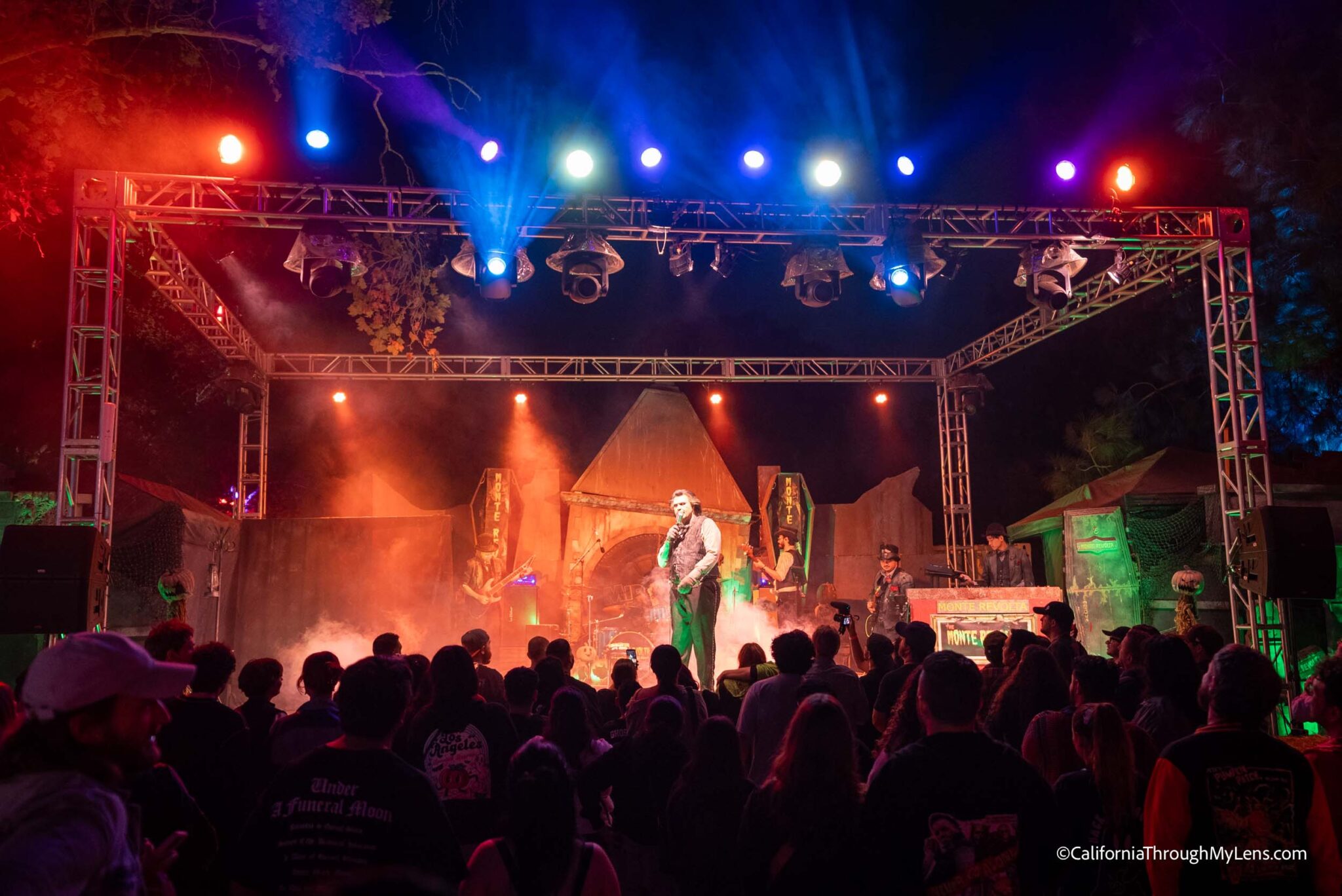 Riding the Haunted Hayride in Los Angeles: One of the cities best ...